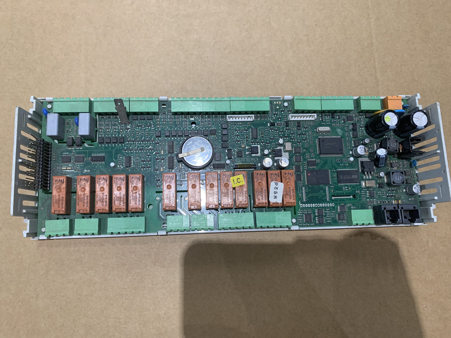 Carel PCO3ST0AM0 Microprocessor Controller – Rockss Automation